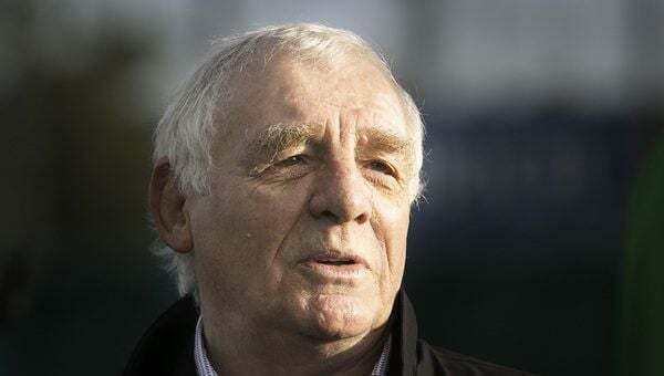 Judge did not want to defend review taken against him by Eamon Dunphy ...